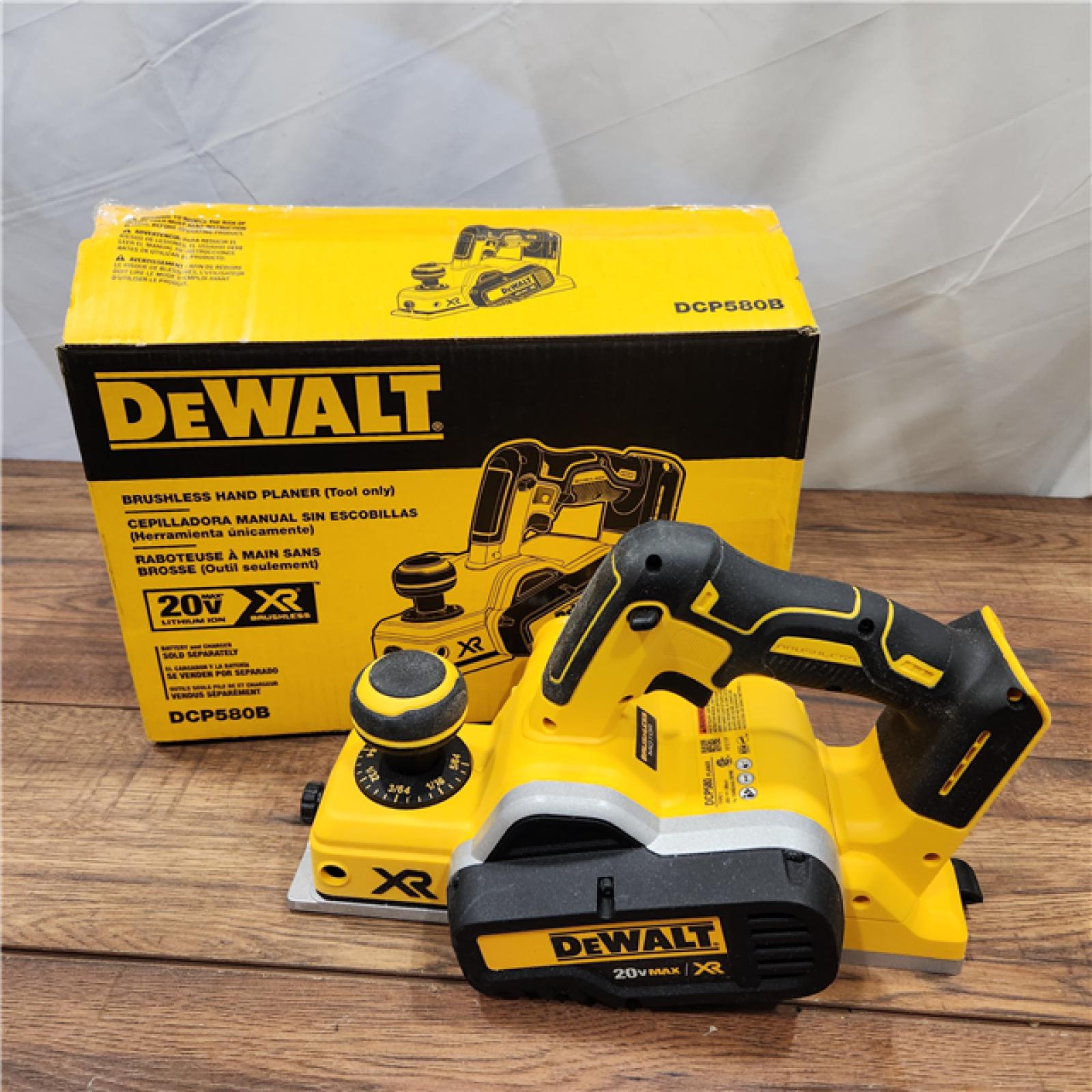 Dewalt 20 volt planer store