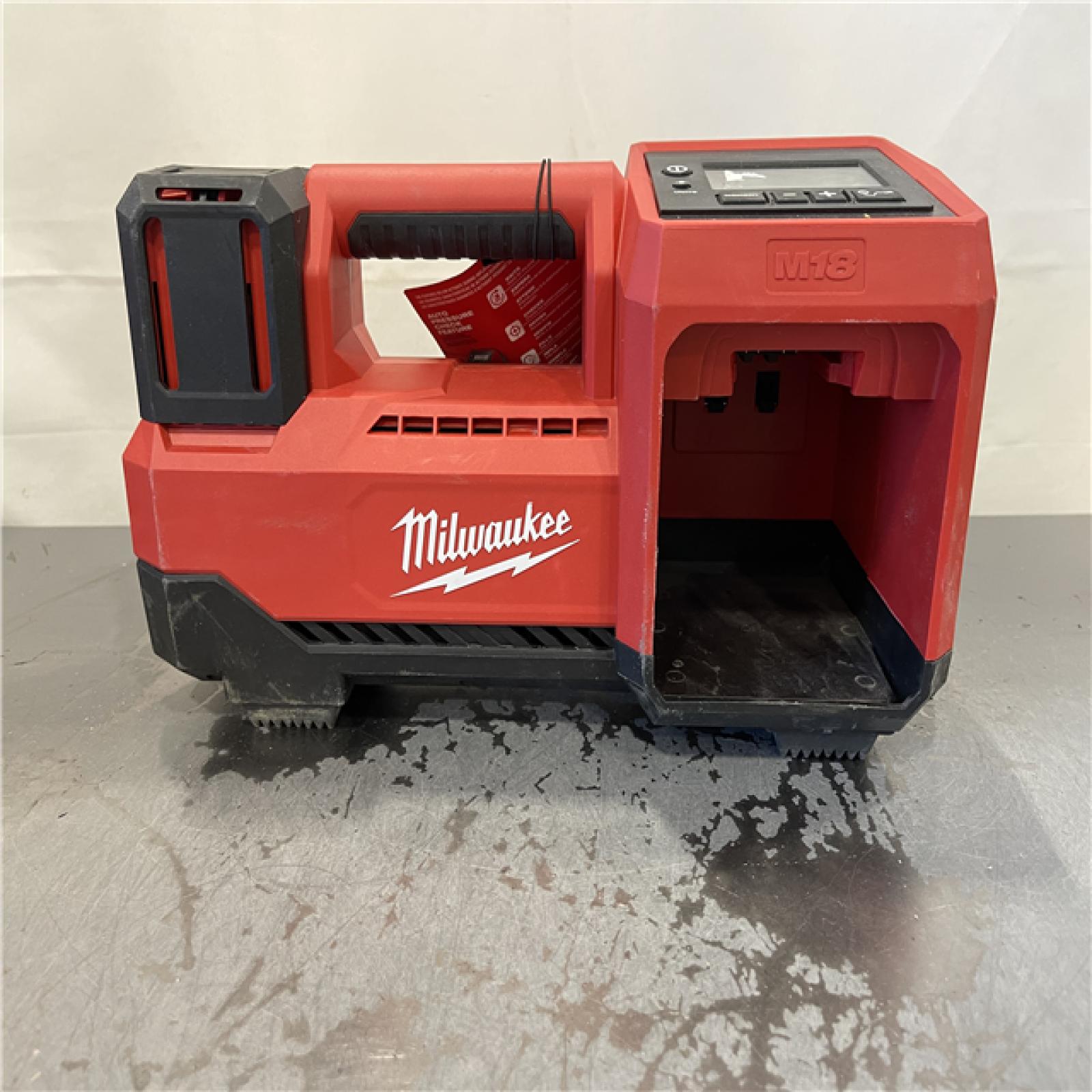 M18 18 Volt Lithium Ion Cordless Inflator